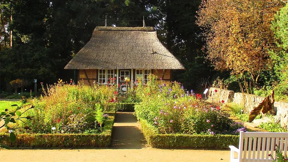 Idyllische Cottage Gärten und romantische Landhausgärten gestalten